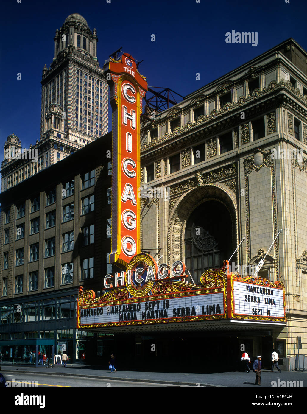 CHICAGO THEATER CENTER SIGN MARQUEE PAGE BROTHERS BUILDING (©RAPP ...