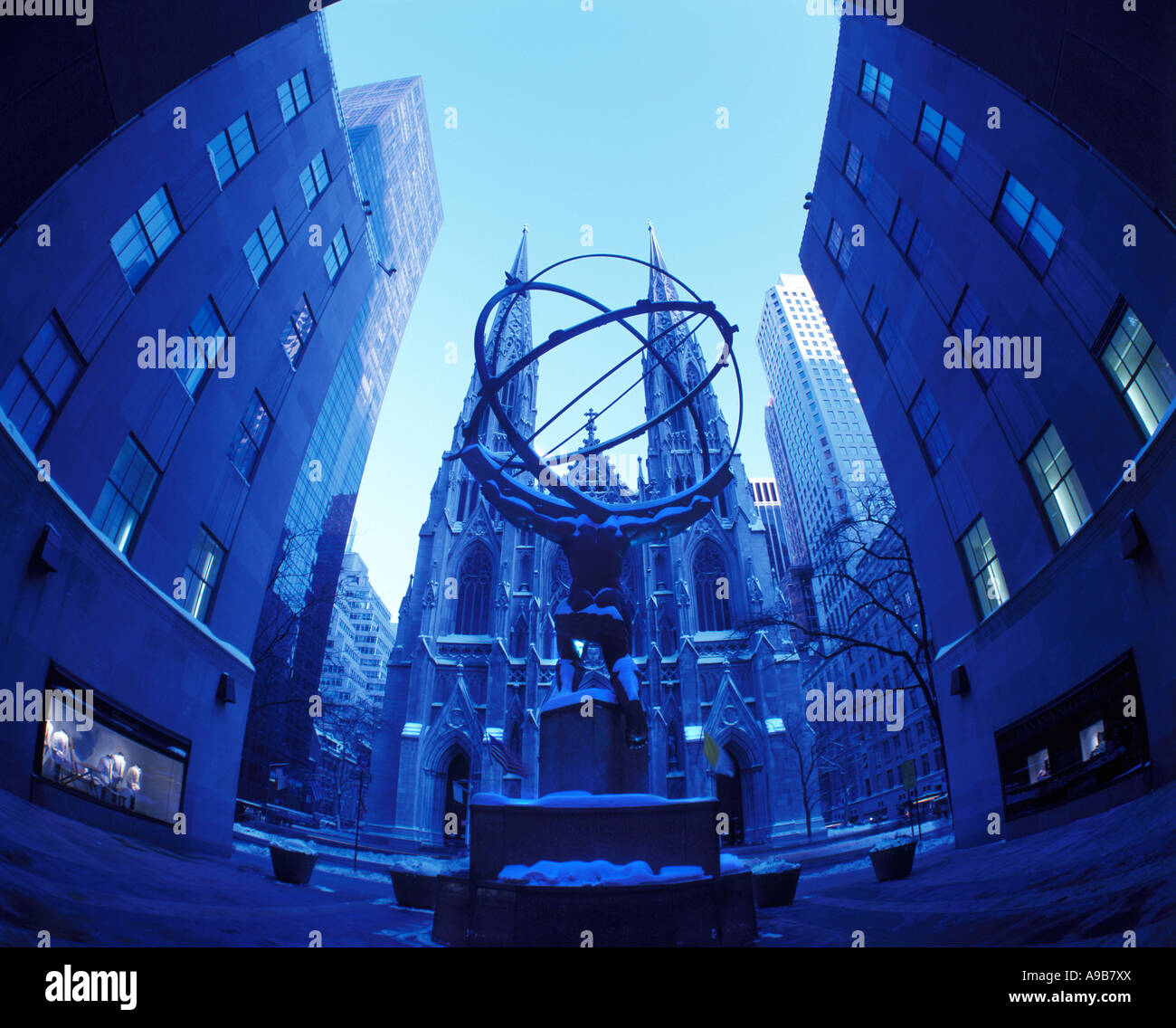 ATLAS STATUE (©LEE LAWRIE 1937) SAINT PATRICK’S CATHEDRAL (©JAMES ...