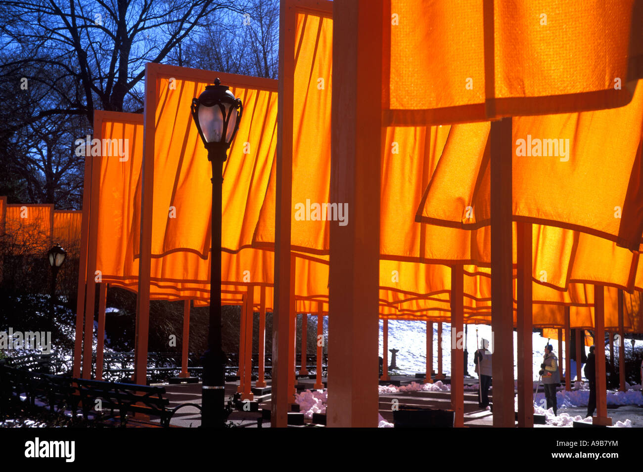 HISTORICAL 2005 GATES ART INSTALLATION (©CHRISTO & JEANNE CLAUDE 2005 ...