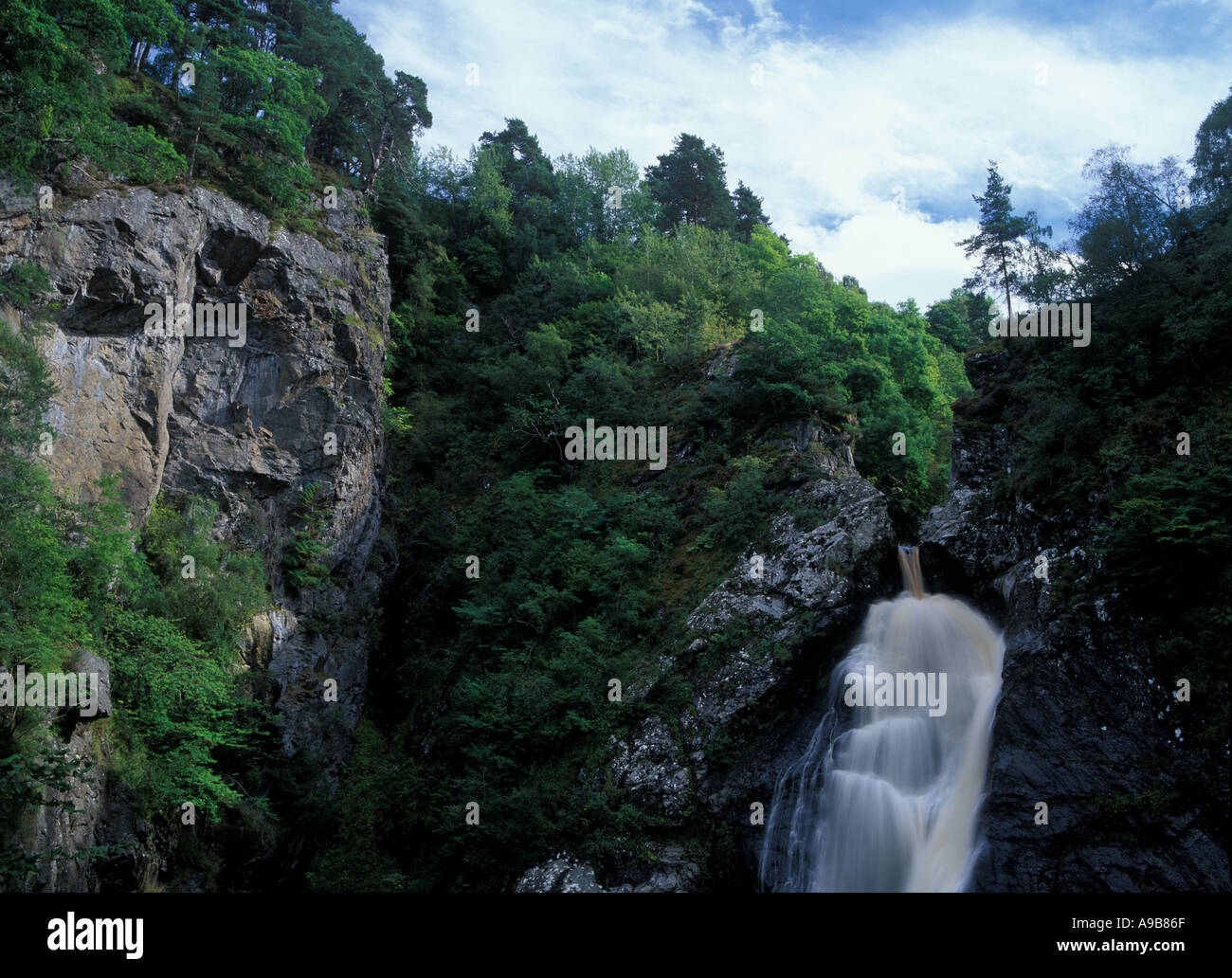 waterfall at foyers loch ness scotland Stock Photo - Alamy