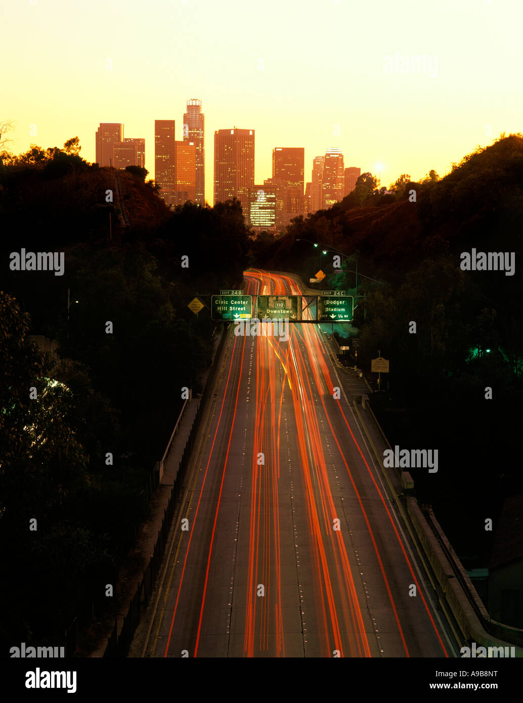 ROUTE 110 HIGHWAY DOWNTOWN SKYLINE LOS ANGELES CALIFORNIA USA Stock ...