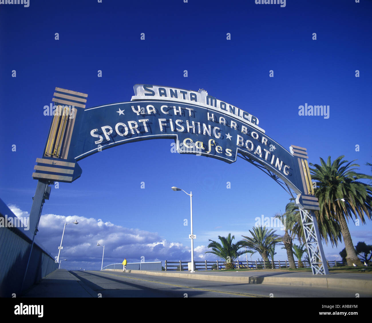 Santa monica pier daytime hi-res stock photography and images - Alamy