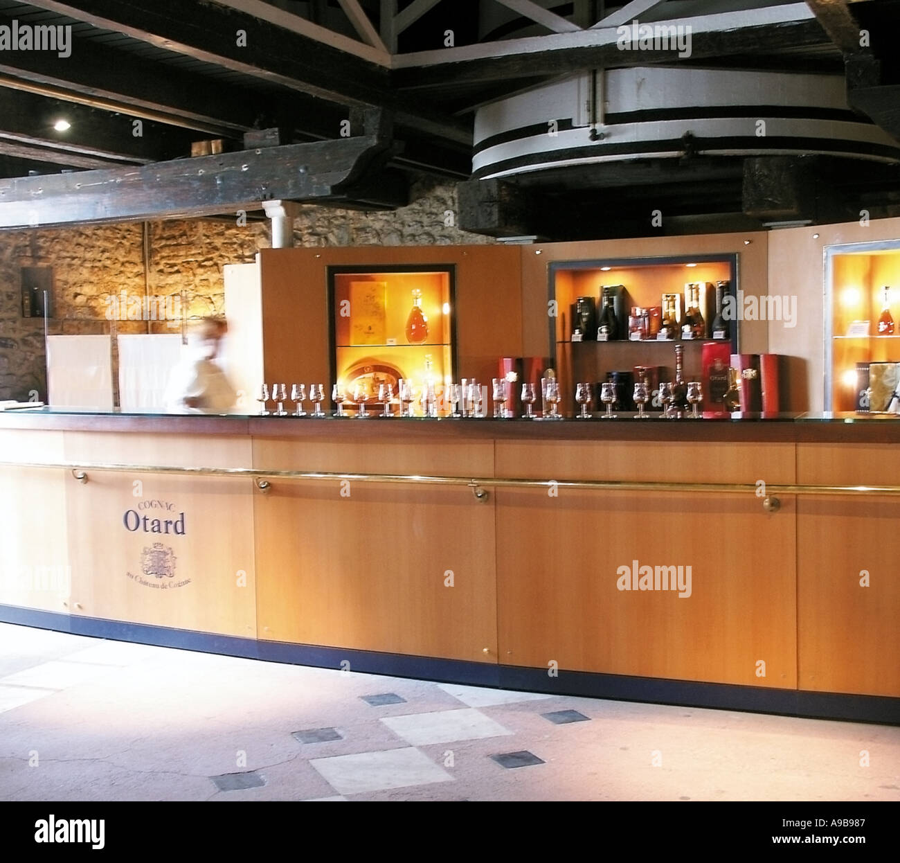 france poitou charentes cognac chateau d otard cognac brandy making ...