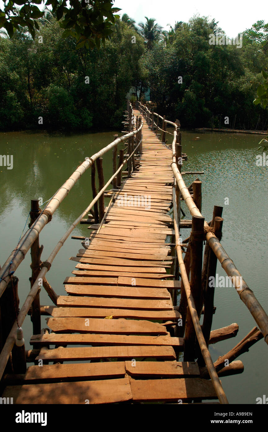 Traditional wooden bridge over creek hi-res stock photography and ...