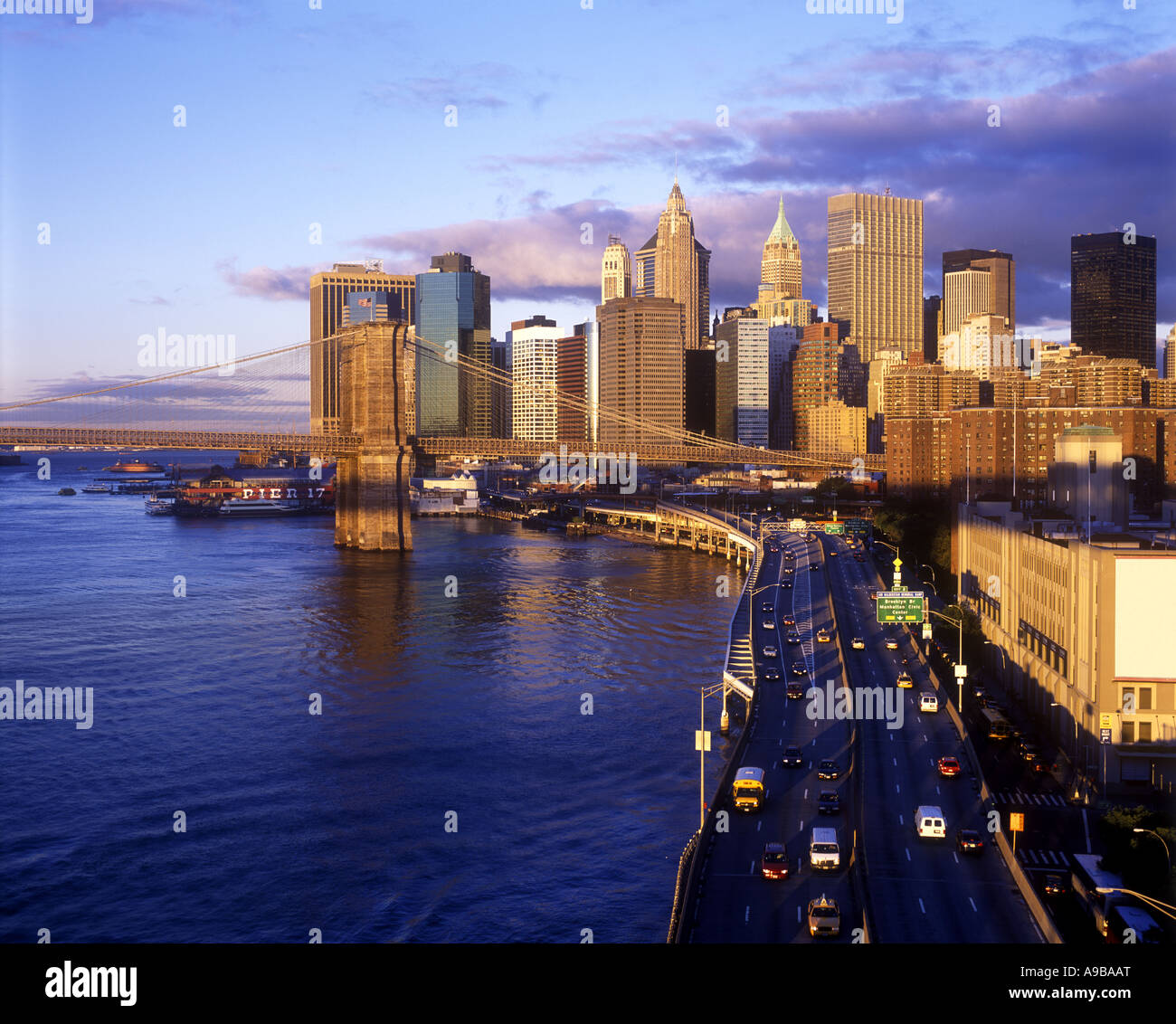 FDR DRIVE DOWNTOWN SKYLINE MANHATTAN NEW YORK CITY USA Stock Photo - Alamy
