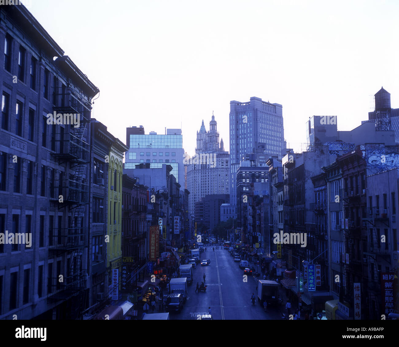 EAST BROADWAY CHINATOWN DOWNTOWN MANHATTAN NEW YORK CITY USA Stock ...