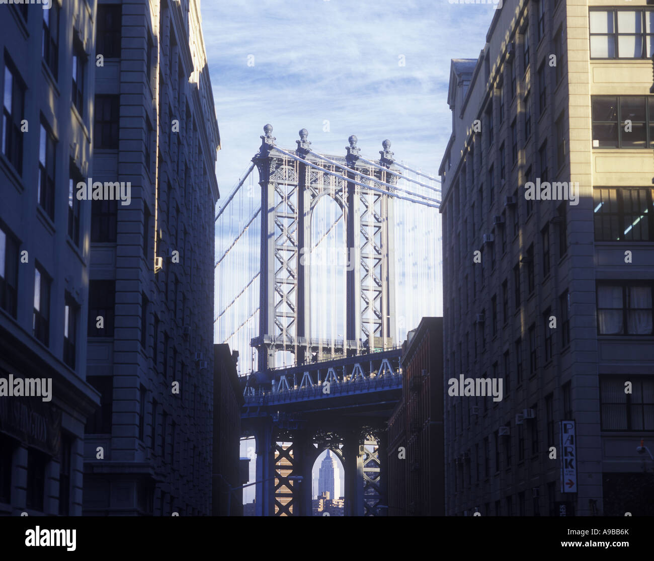 Manhattan bridge adams street hi-res stock photography and images - Alamy