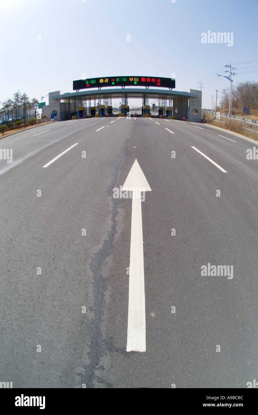 Highway entrance hi-res stock photography and images - Alamy