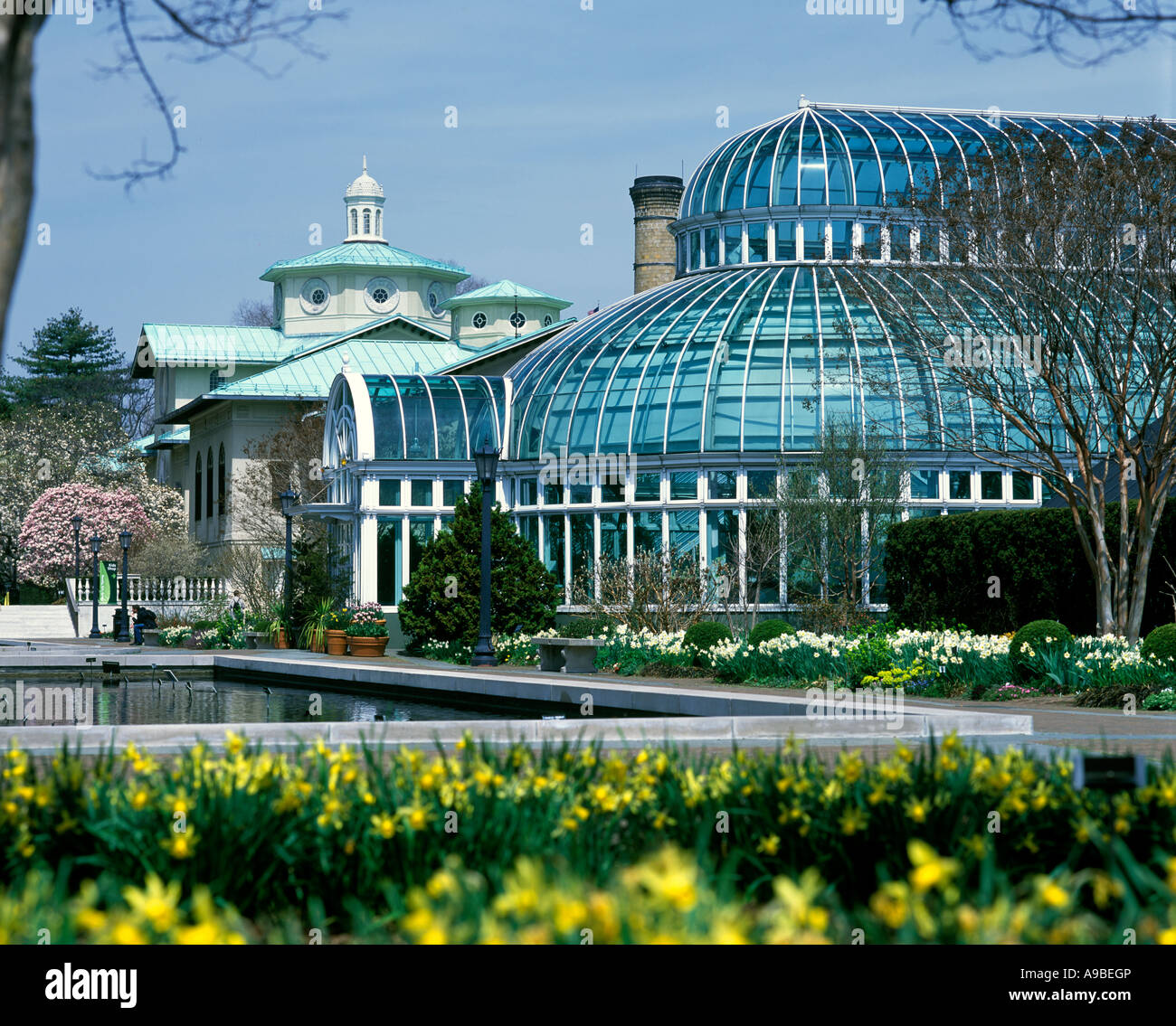 VISITOR CENTER CONSERVATORY BROOKLYN BOTANICAL GARDEN NEW YORK CITY USA ...