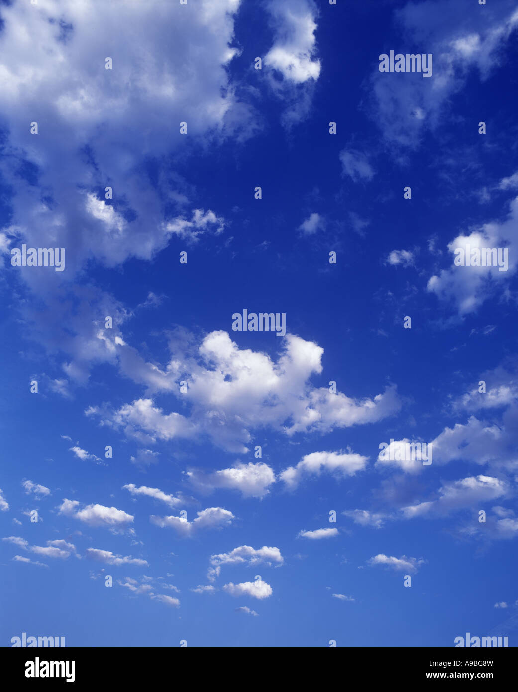 Structure cloudscape hi-res stock photography and images - Alamy