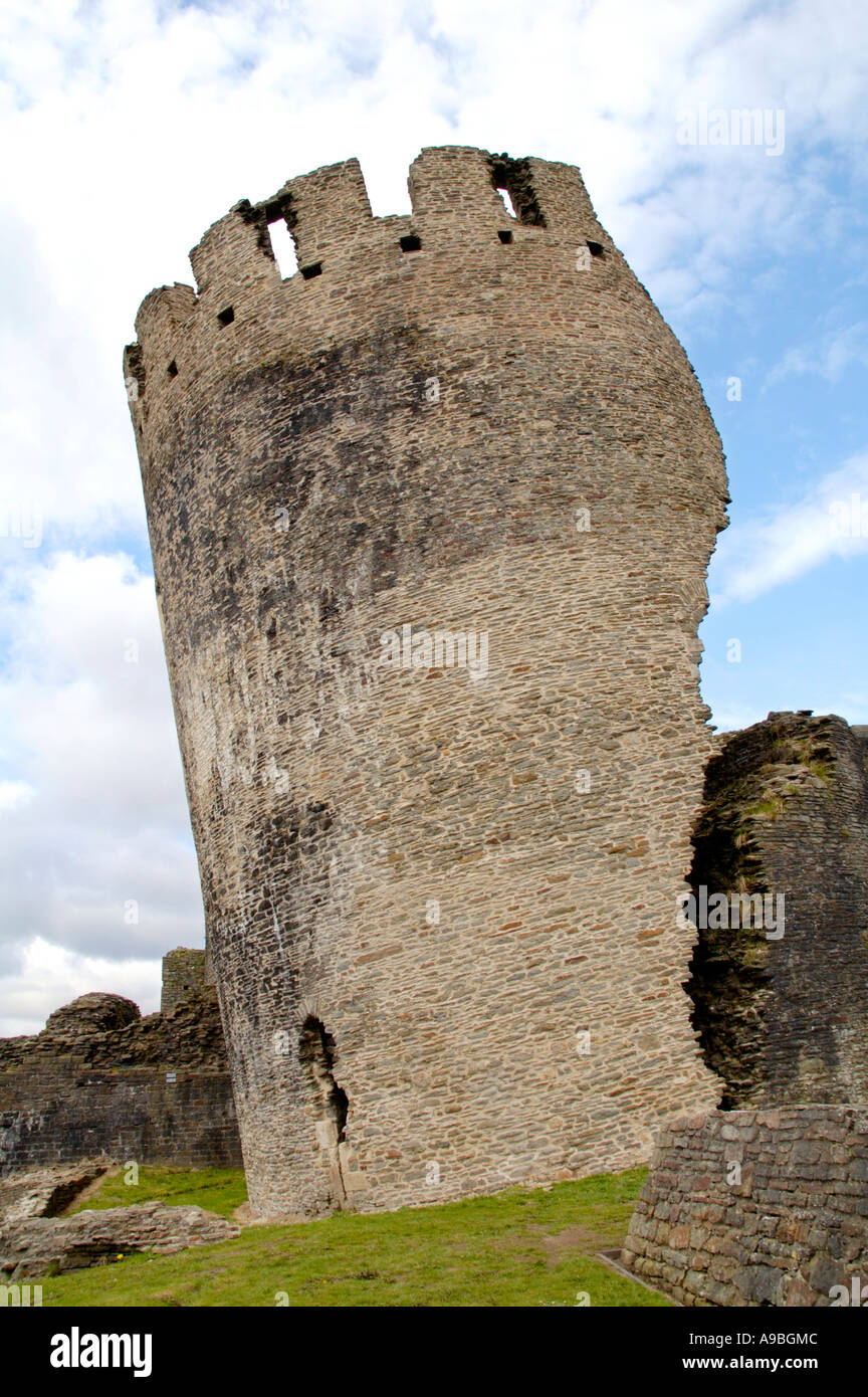 Caerphilly castle leaning tower hi-res stock photography and images - Alamy