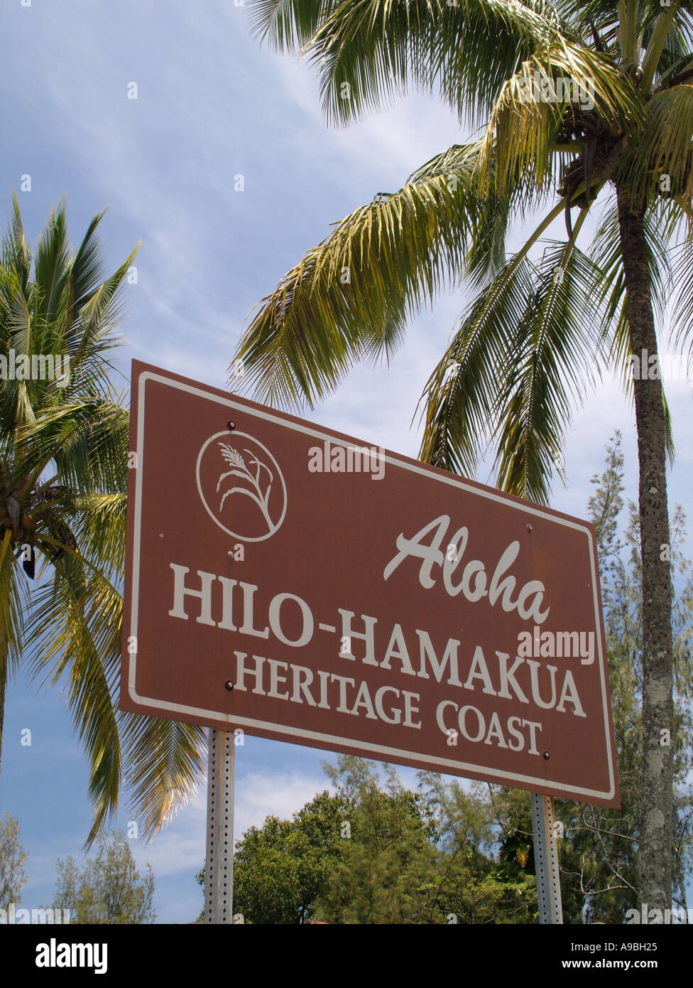 Road signs hawaii hi-res stock photography and images - Alamy