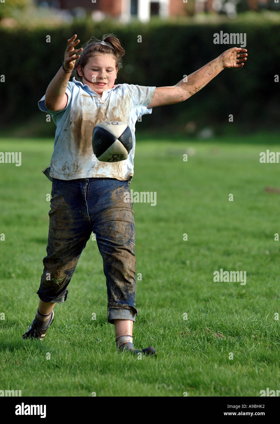 Girl rugby mud rugby hi-res stock photography and images - Alamy