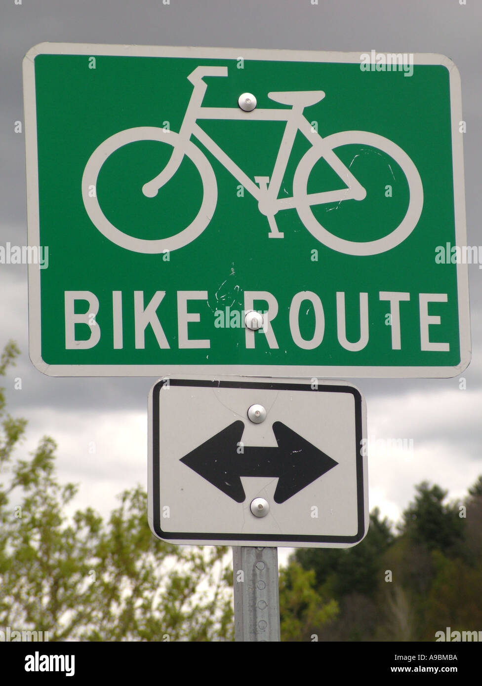 AJD42626, road sign, Bike Route sign Stock Photo - Alamy