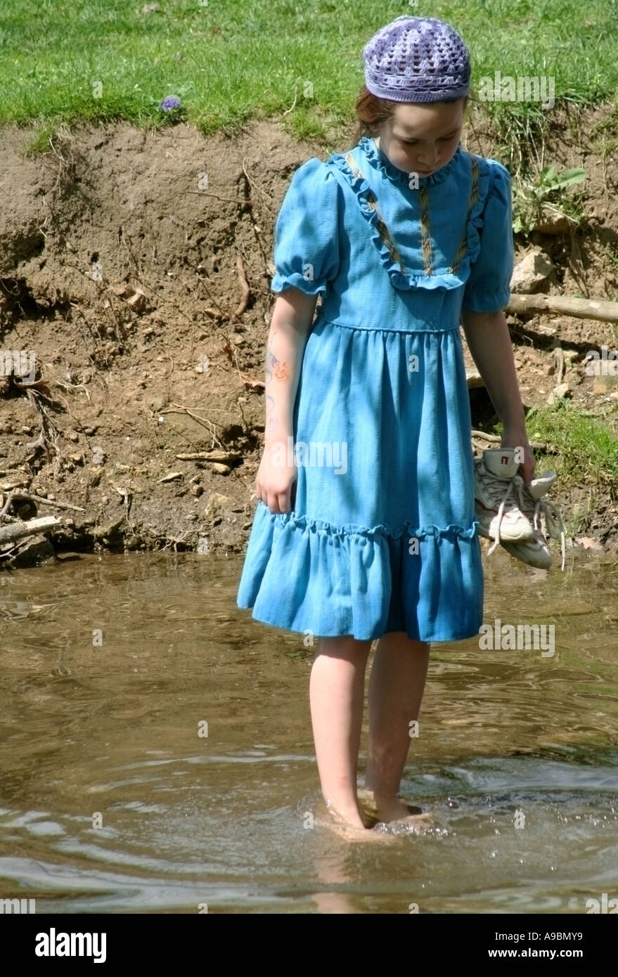Romani gypsy girl hi-res stock photography and images - Alamy