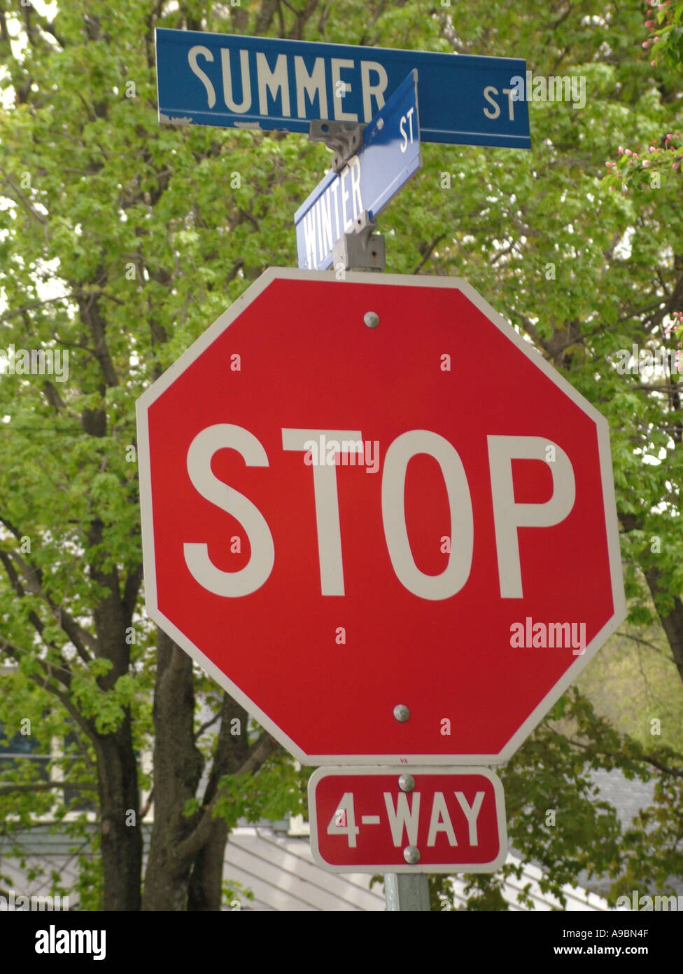 4 way stop sign hi-res stock photography and images - Alamy 4 way stop sign hi-res stock photography and images - Alamy