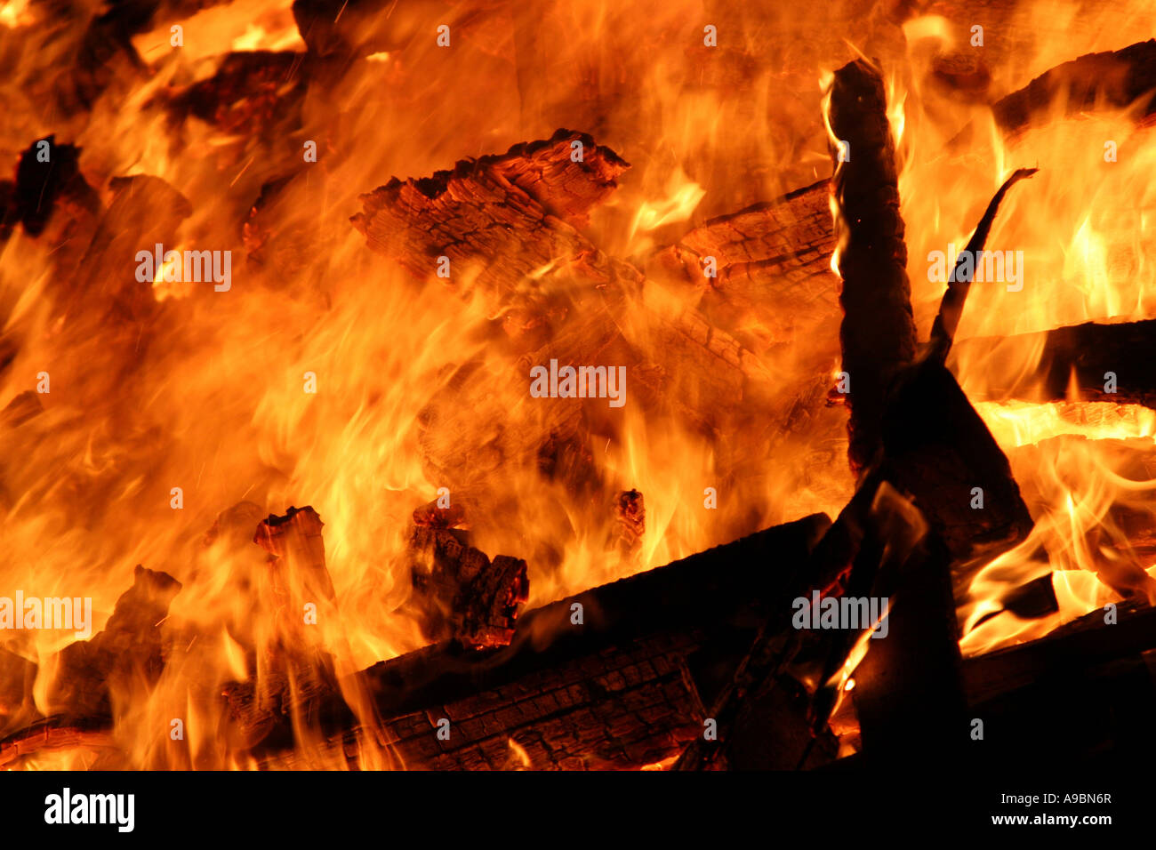 Flames burning rubble Stock Photo - Alamy