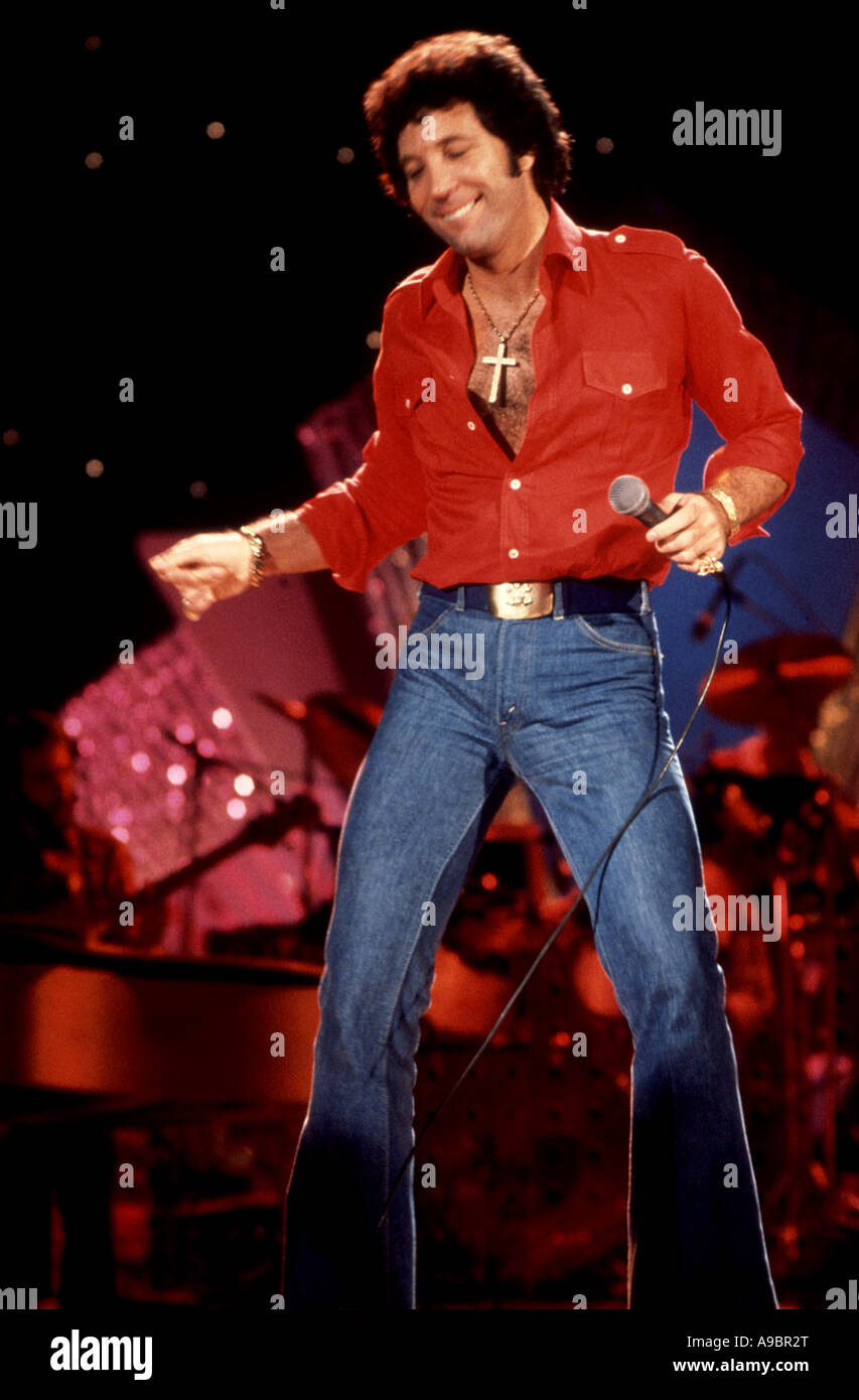 TOM JONES UK pop singer about 1975 Stock Photo - Alamy