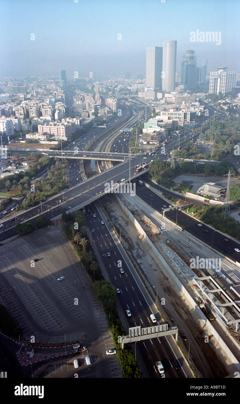 Modern israel women hi-res stock photography and images - Alamy