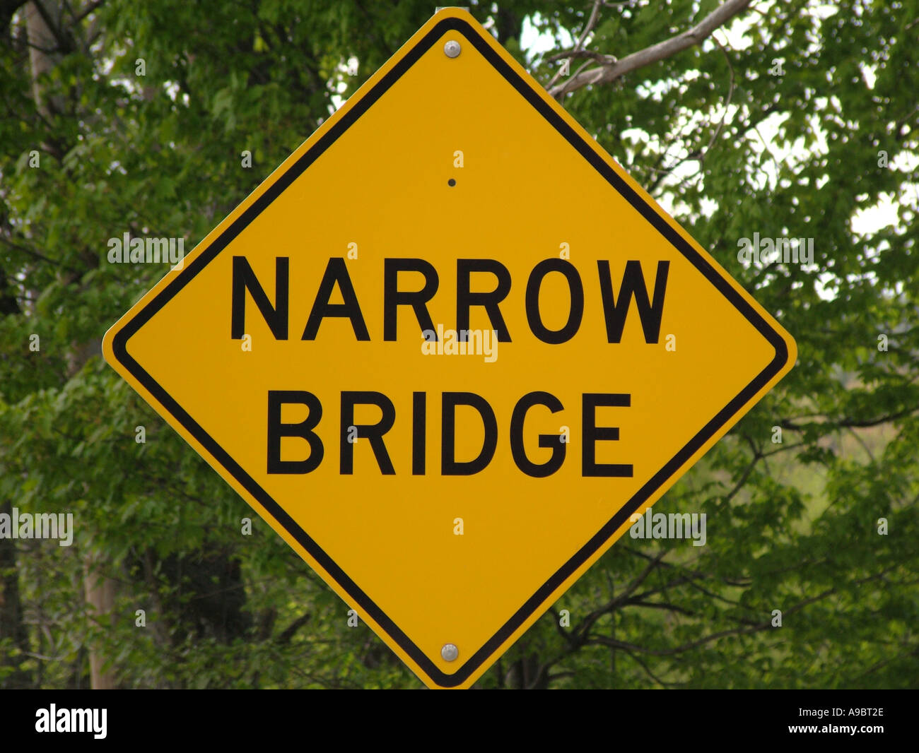AJD42779, road sign, Narrow Bridge Stock Photo - Alamy