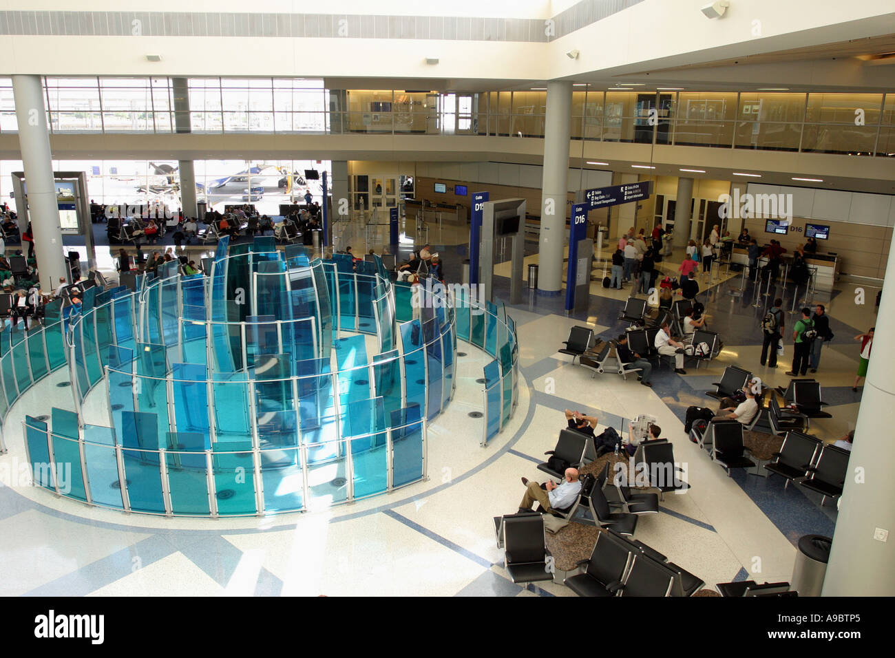 New Dallas Fortworth international airport terminal DFW Stock Photo - Alamy