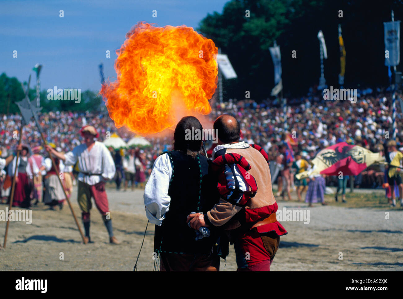 Fire eater blowing flame hi-res stock photography and images - Alamy