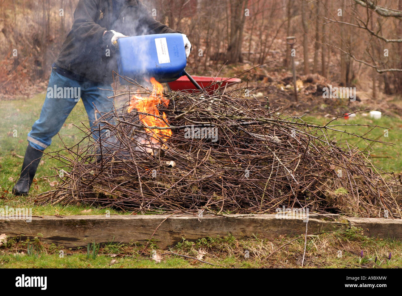 Oil burn hi-res stock photography and images - Alamy
