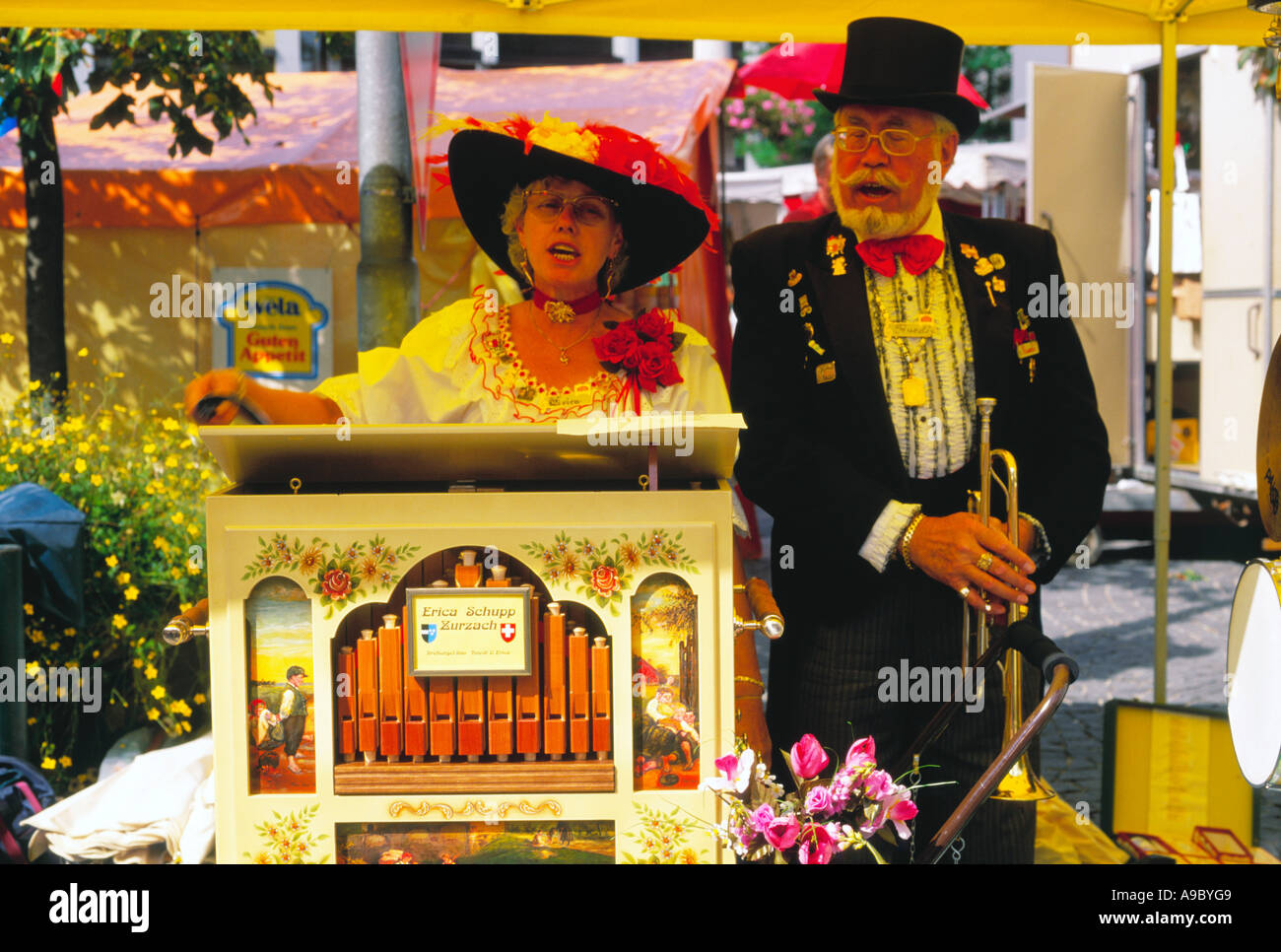 Artists with Traditional Music box in the street Stock Photo - Alamy