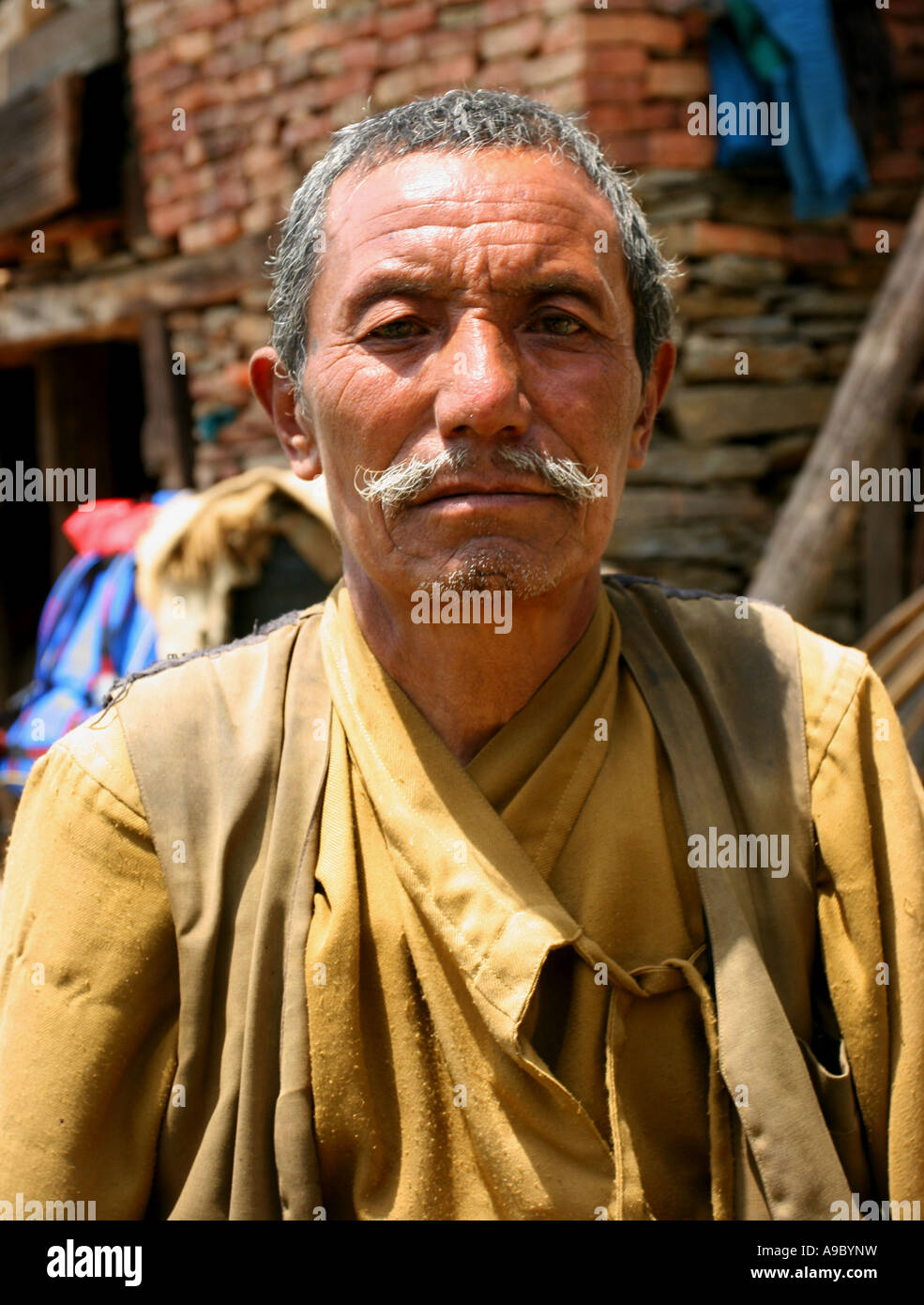View nepal mountains children hi-res stock photography and images - Alamy