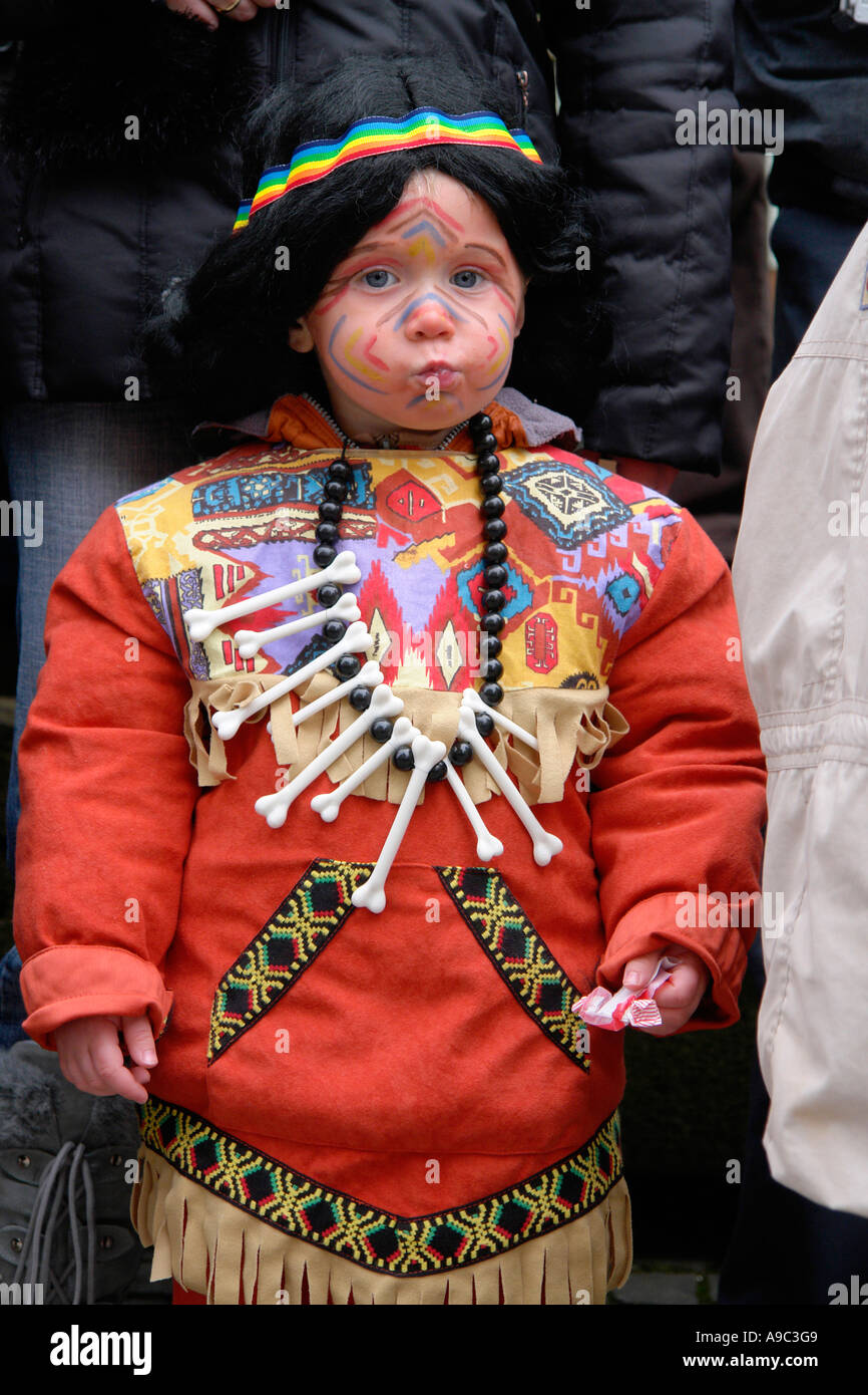 Red indian carnival girl in hi-res stock photography and images - Alamy