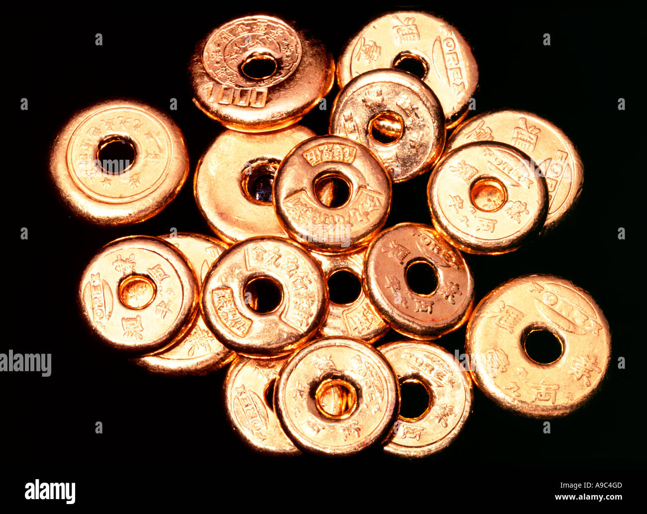 99 gold coins hi-res stock photography and images - Alamy