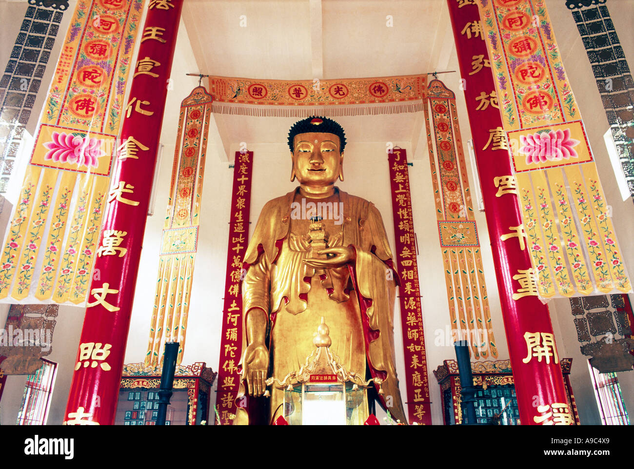 Big Buddha statue in 10000 Buddha temple in Shatin Hong Kong China ...