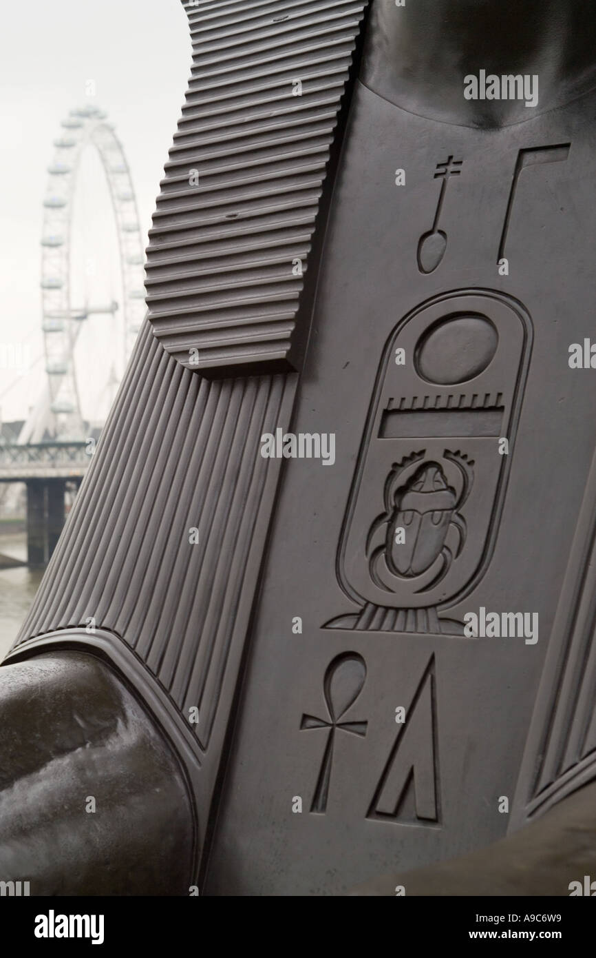 Bronze sphinx on the thames embankment hi-res stock photography and ...