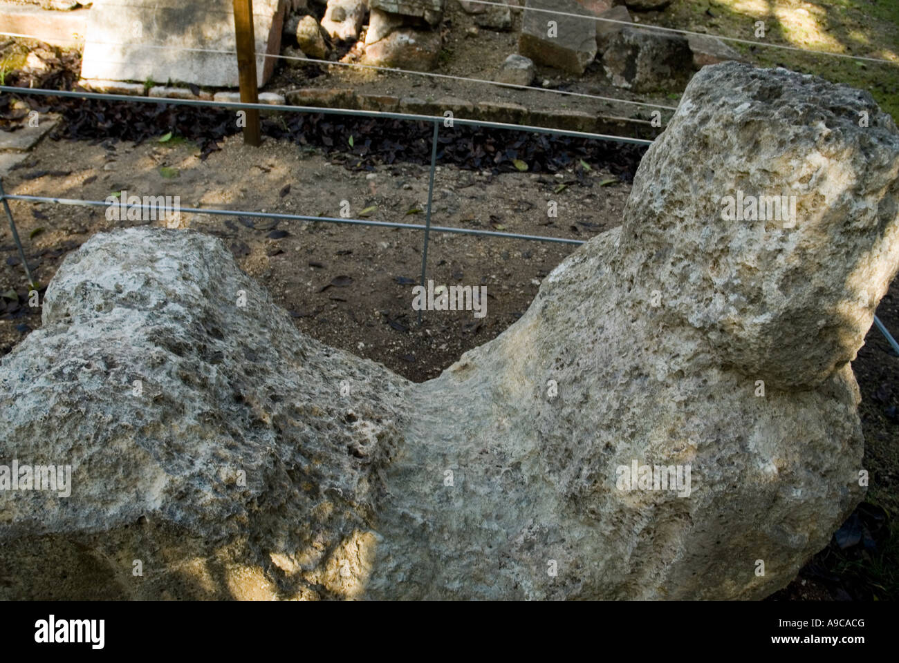 Chichen Itza Yucatan statue Mexico Stock Photo - Alamy