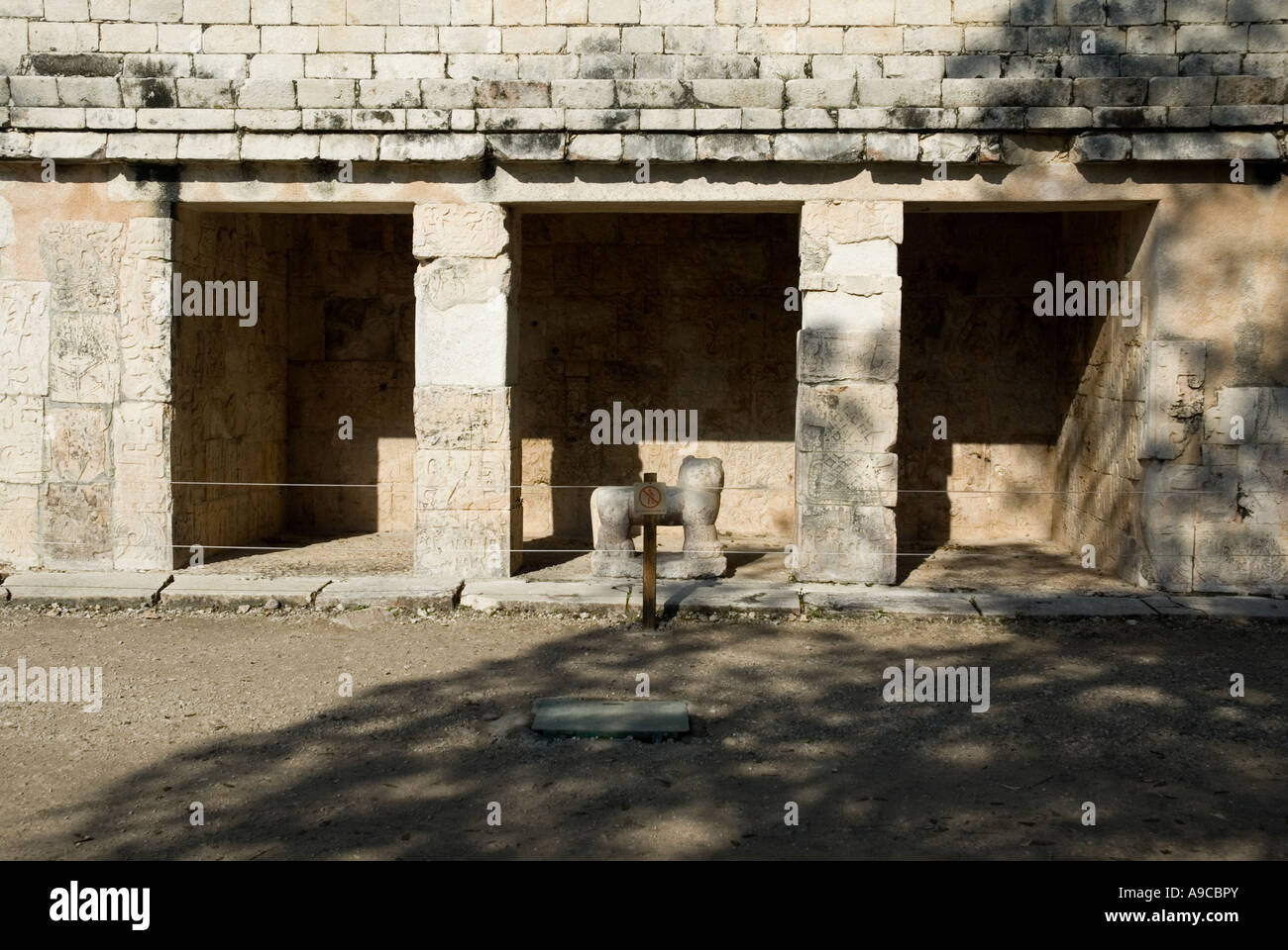 Chichen Itza Yucatan temple Mexico Stock Photo - Alamy