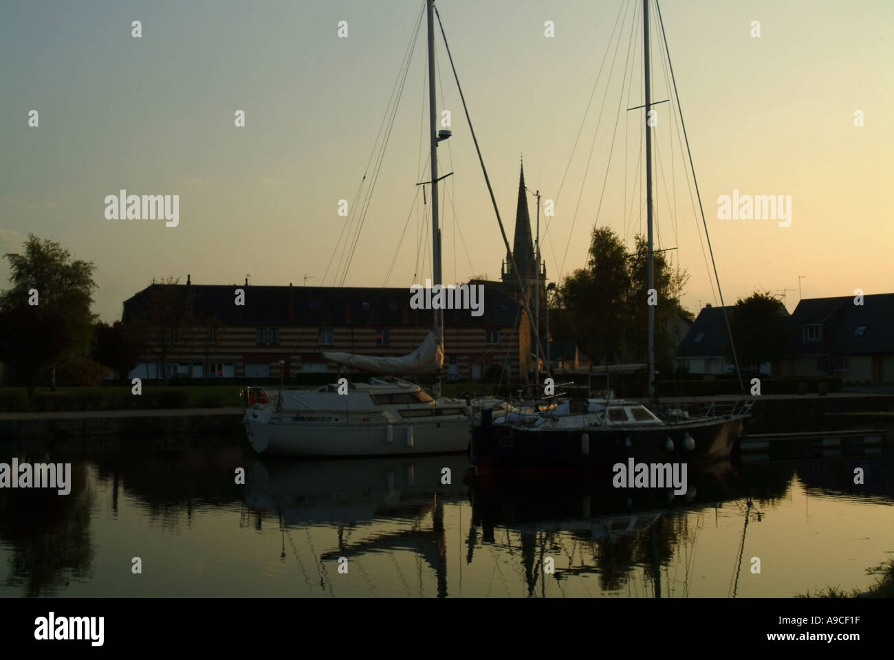 france normand manche cotentin peninsula carentan harbour Stock Photo ...