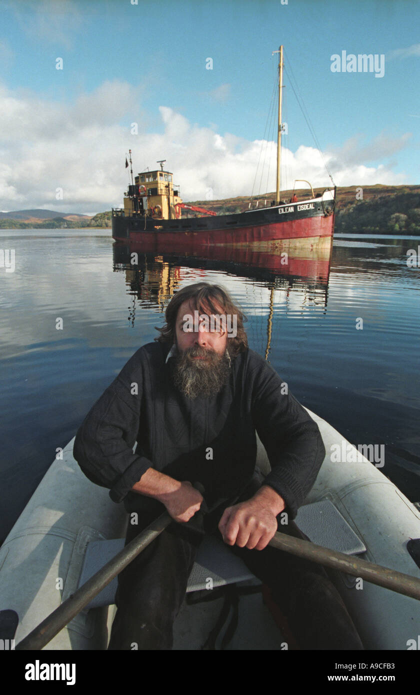 Clyde Puffer Eilean Easdale aka vital spark skipper rows back to his ...