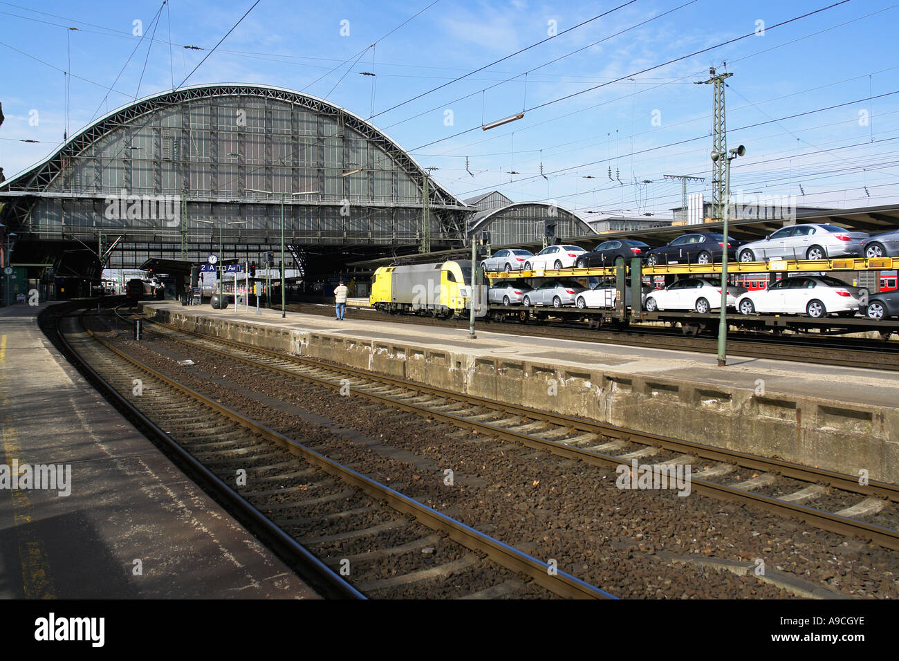 Bremen central railway station hi-res stock photography and images - Alamy