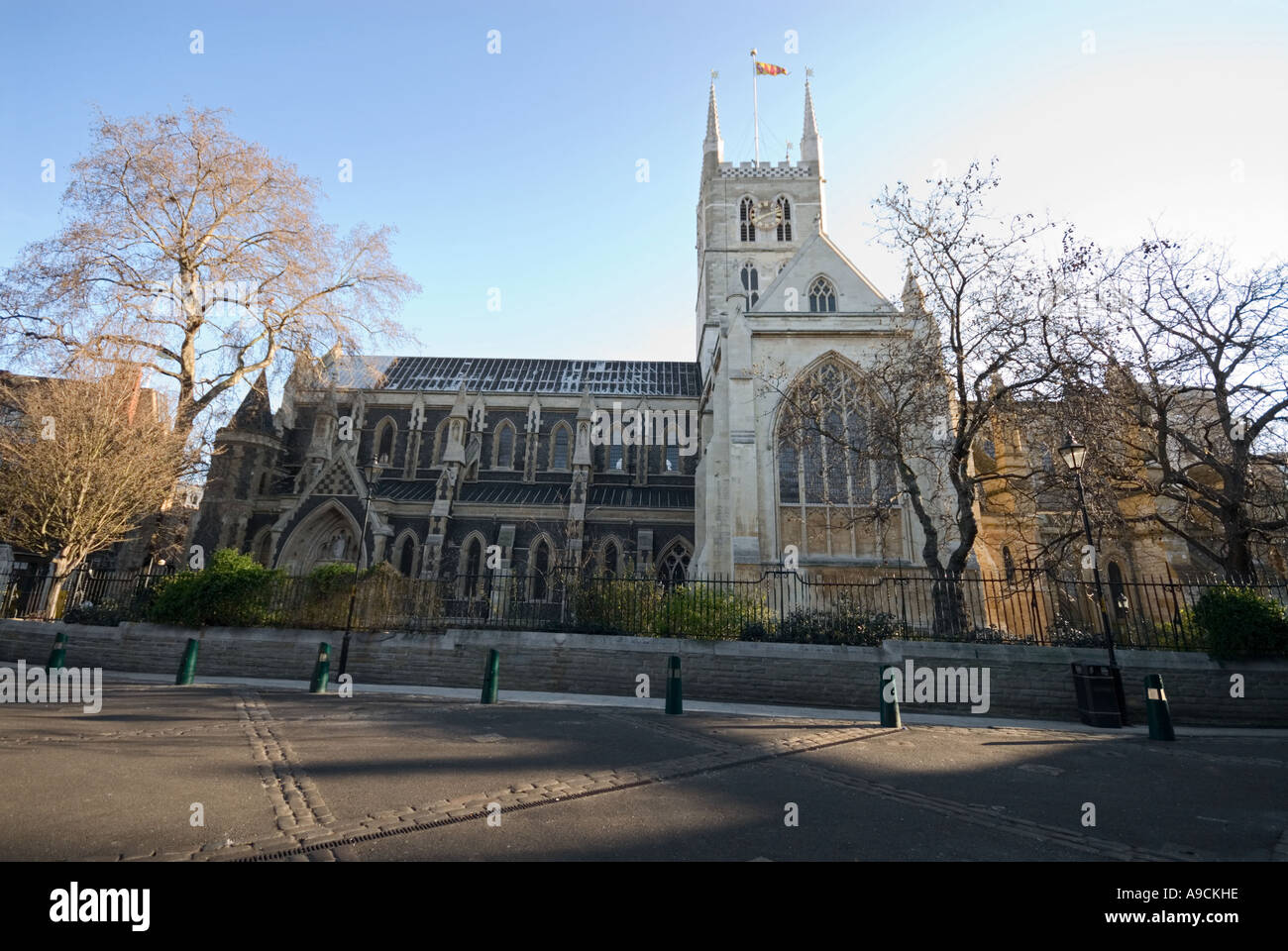 Cathedral and Collegiate Church of St. Saviour and St. Mary Overie in ...
