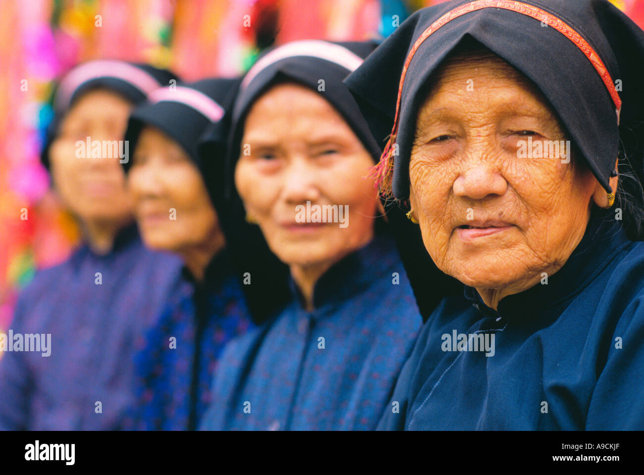 Hakka women hi-res stock photography and images - Alamy