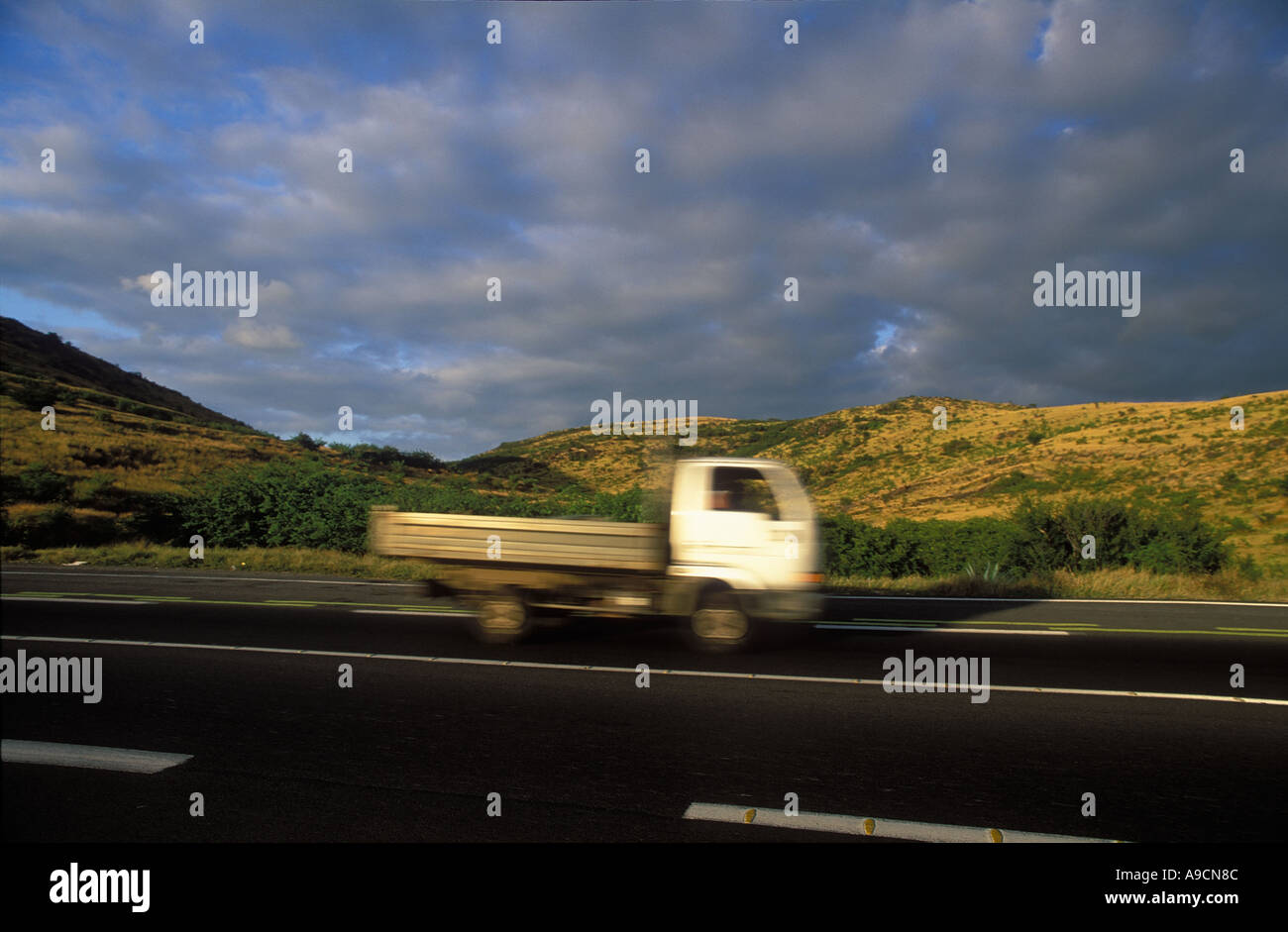 Ile De La Reunion Road High Resolution Stock Photography and Images - Alamy