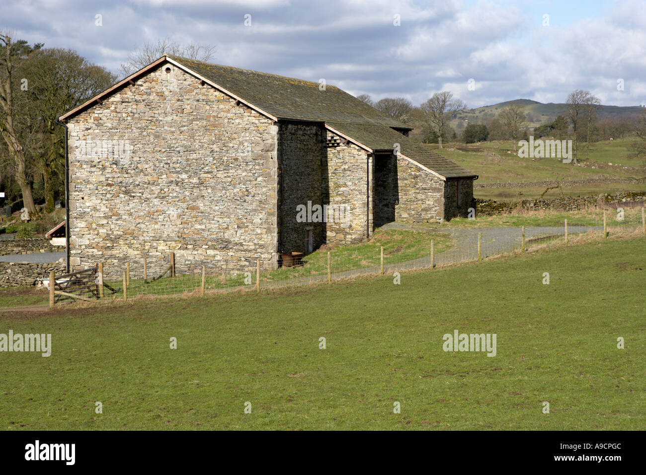 barn in Cumbria in the landscape Stock Photo - Alamy