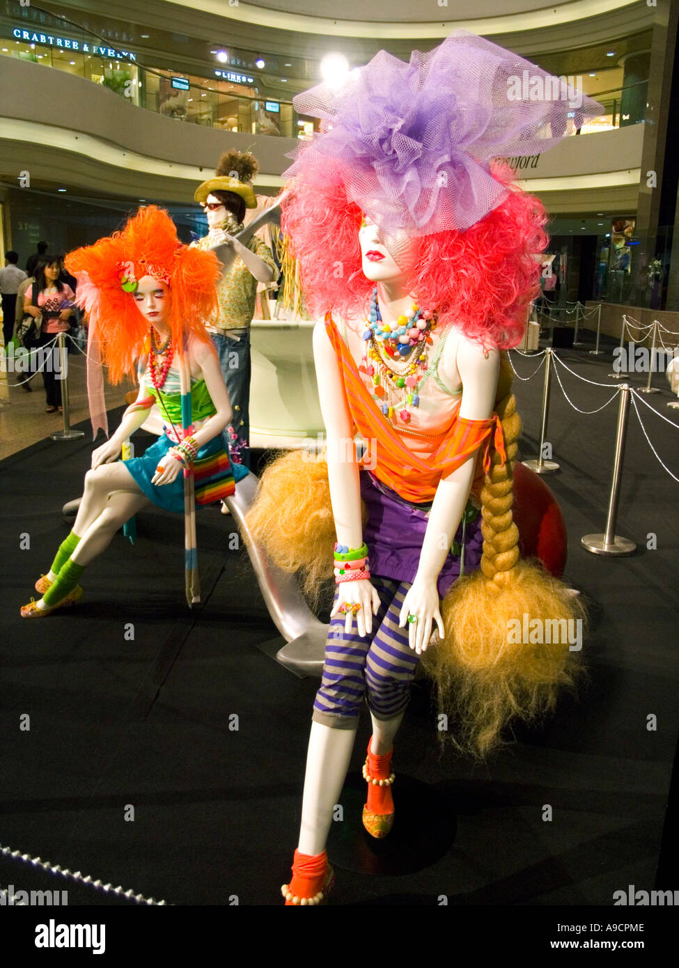 Dummy fashion model Stock Photo - Alamy