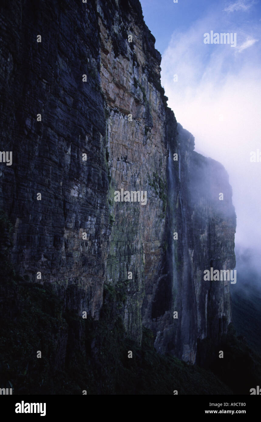 Tepui wall waterfalls mist and clouds Monte Roraima Venezuela Stock ...