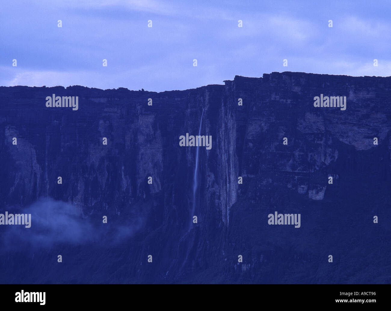 Salto Kukenan the second highest waterfall in the world at dusk ...