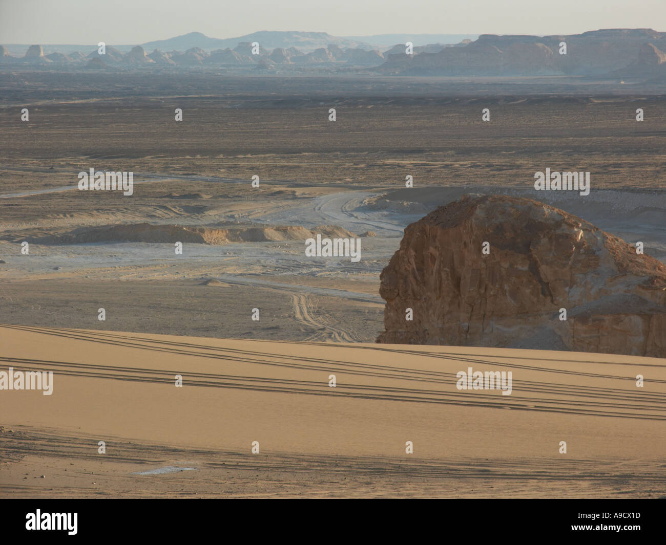 The White Desert Western Desert Egypt Stock Photo - Alamy