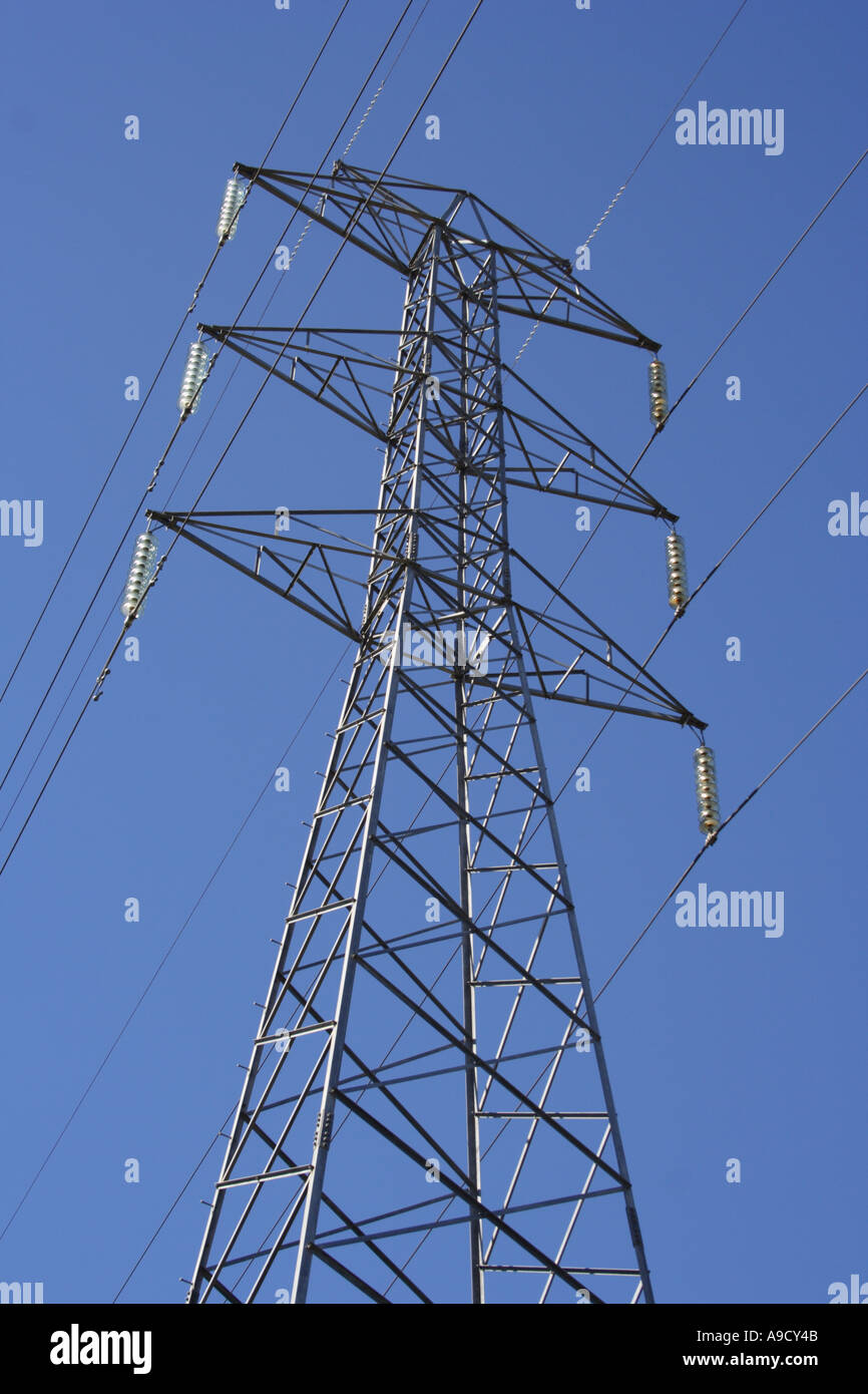 HIGH VOLTAGE POWER LINES QUEENSLAND AUSTRALIA BAPD1595 Stock Photo - Alamy