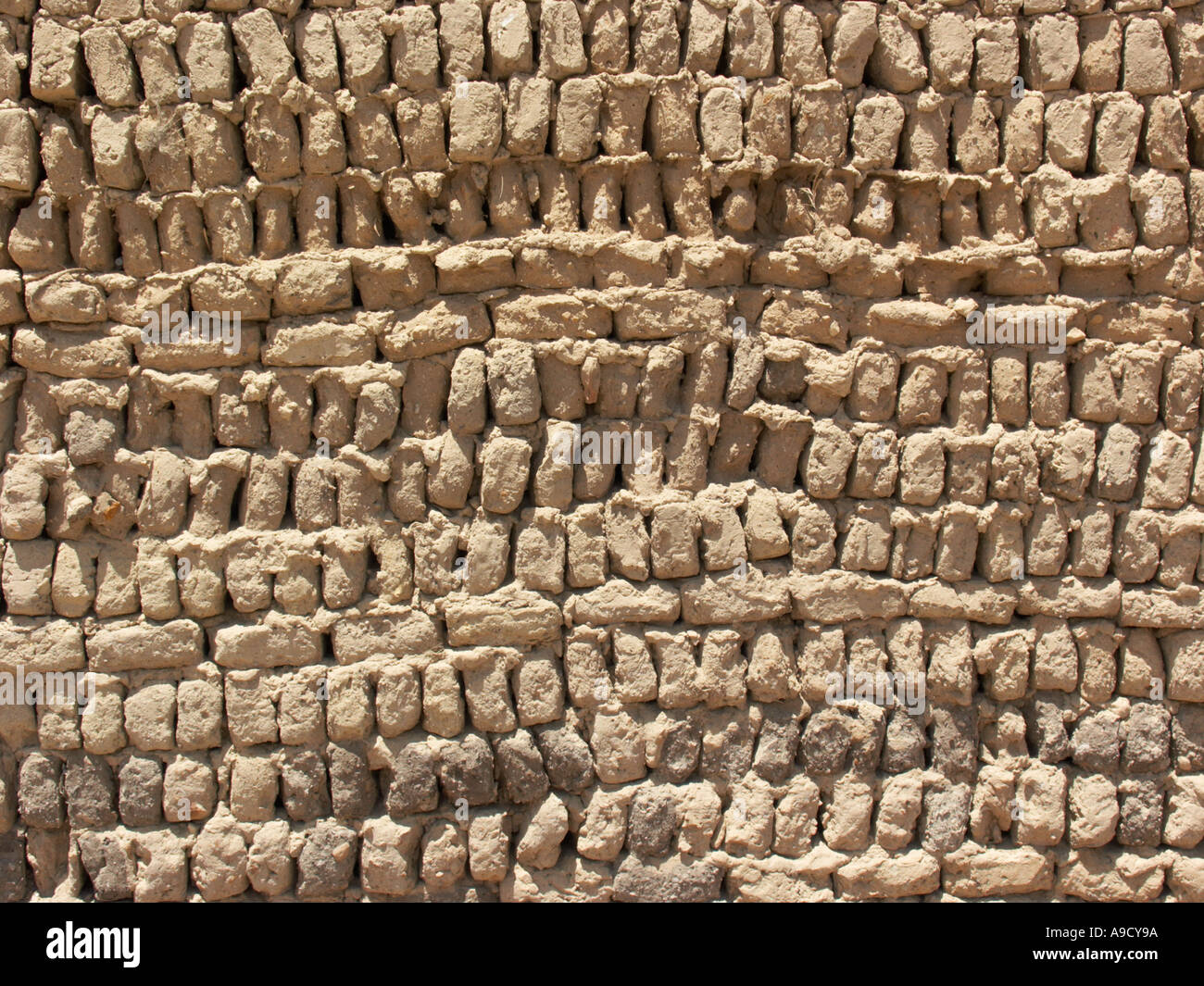 Ancient egyptian mud brick house hi-res stock photography and images ...