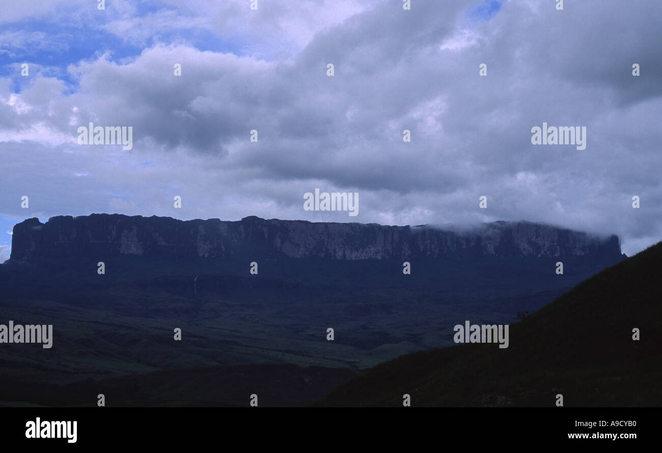 Monte Roraima the highest of the Tepuis straddles the borders of ...