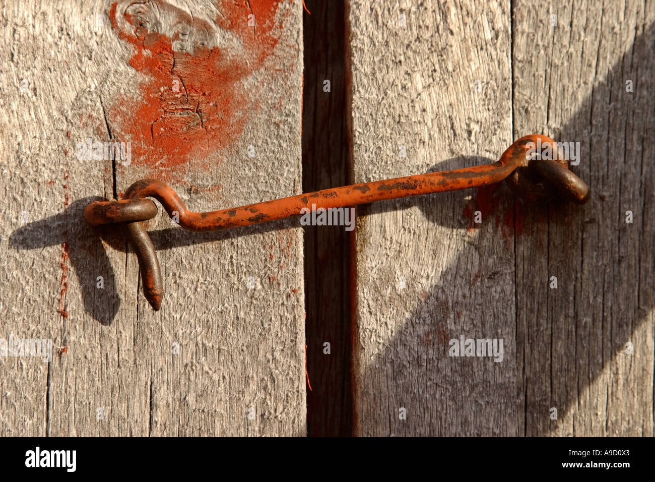 old door and latch Stock Photo - Alamy